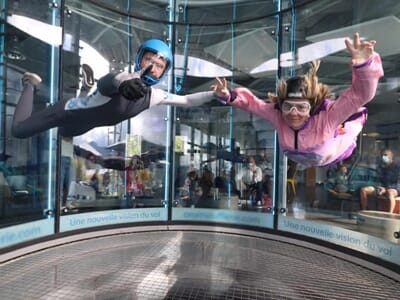 Simulateur de Chute Libre Indoor : Volez de vos propres ailes