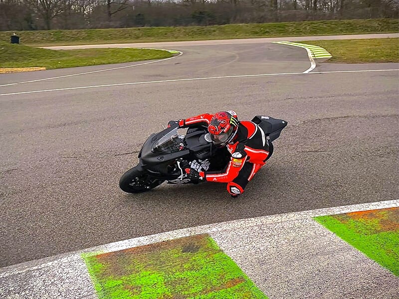 Location de Moto sur le Circuit de Mirecourt - Vosges 88