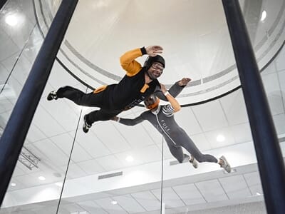 Simulateur de Chute Libre Indoor : Volez de vos propres ailes